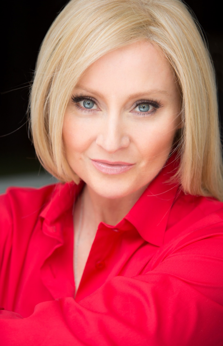 Alex Quade signs book deal